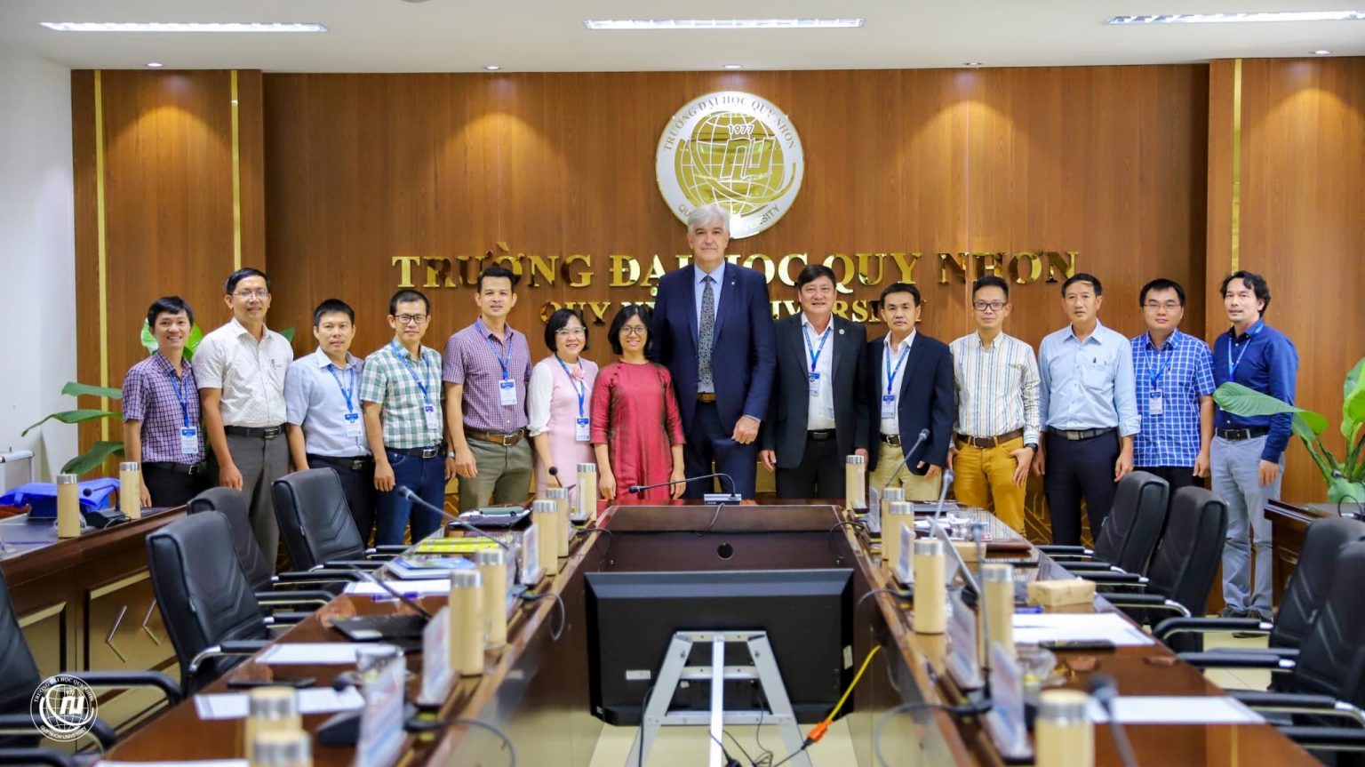 Quy Nhon University welcomes Prof. Peter Lievens, Vice Rector of KU ...